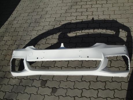 BMW 5 G30 nárazník M-paket | vrakoviště BMW OPEL Praha