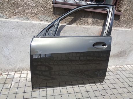 BMW X5 G05 levé přední dveře | vrakoviště BMW OPEL Praha