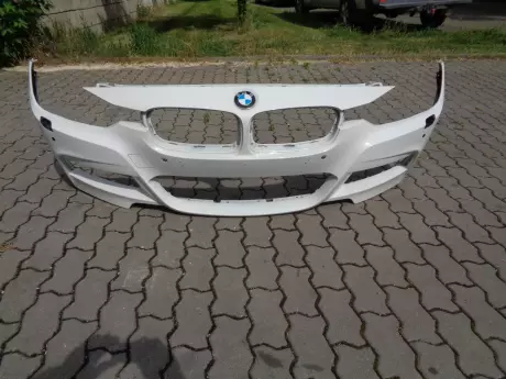 BMW 3 F30 nárazník M-paket | vrakoviště BMW OPEL Praha