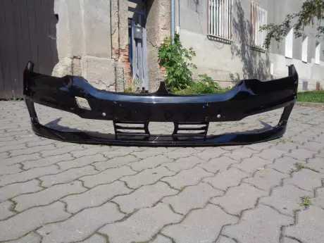 BMW 5 G30 nárazník přední | vrakoviště BMW OPEL Praha