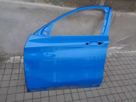 BMW X1 F48 dveře levé přední | vrakoviště BMW OPEL Praha