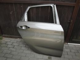 BMW 2 F45/46 pravý blatník | vrakoviště BMW OPEL Praha
