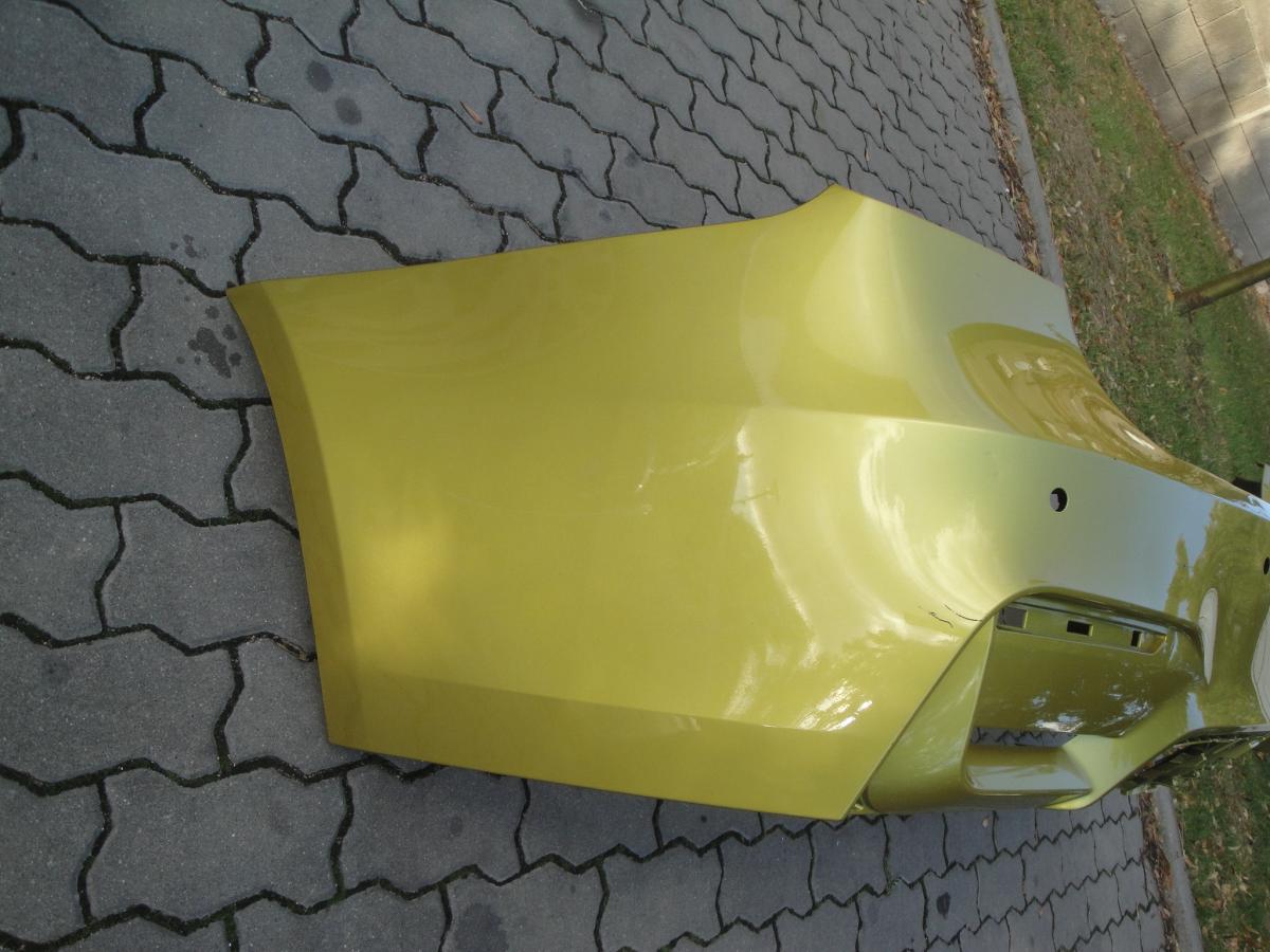 BMW M3 F80 zadní nárazník | vrakoviště BMW OPEL Praha