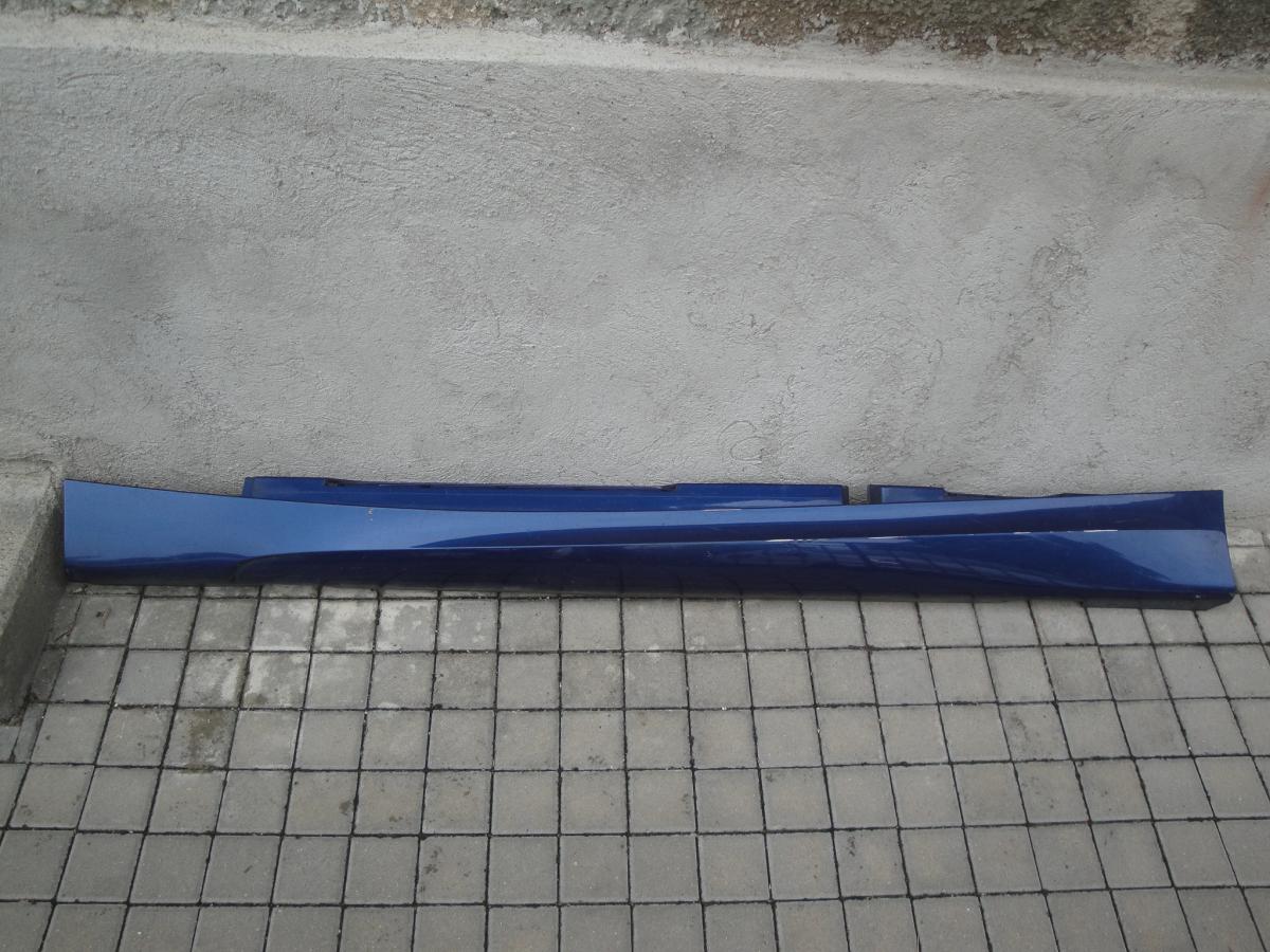 BMW 1 E87 plastový práh M-paket | vrakoviště BMW OPEL Praha