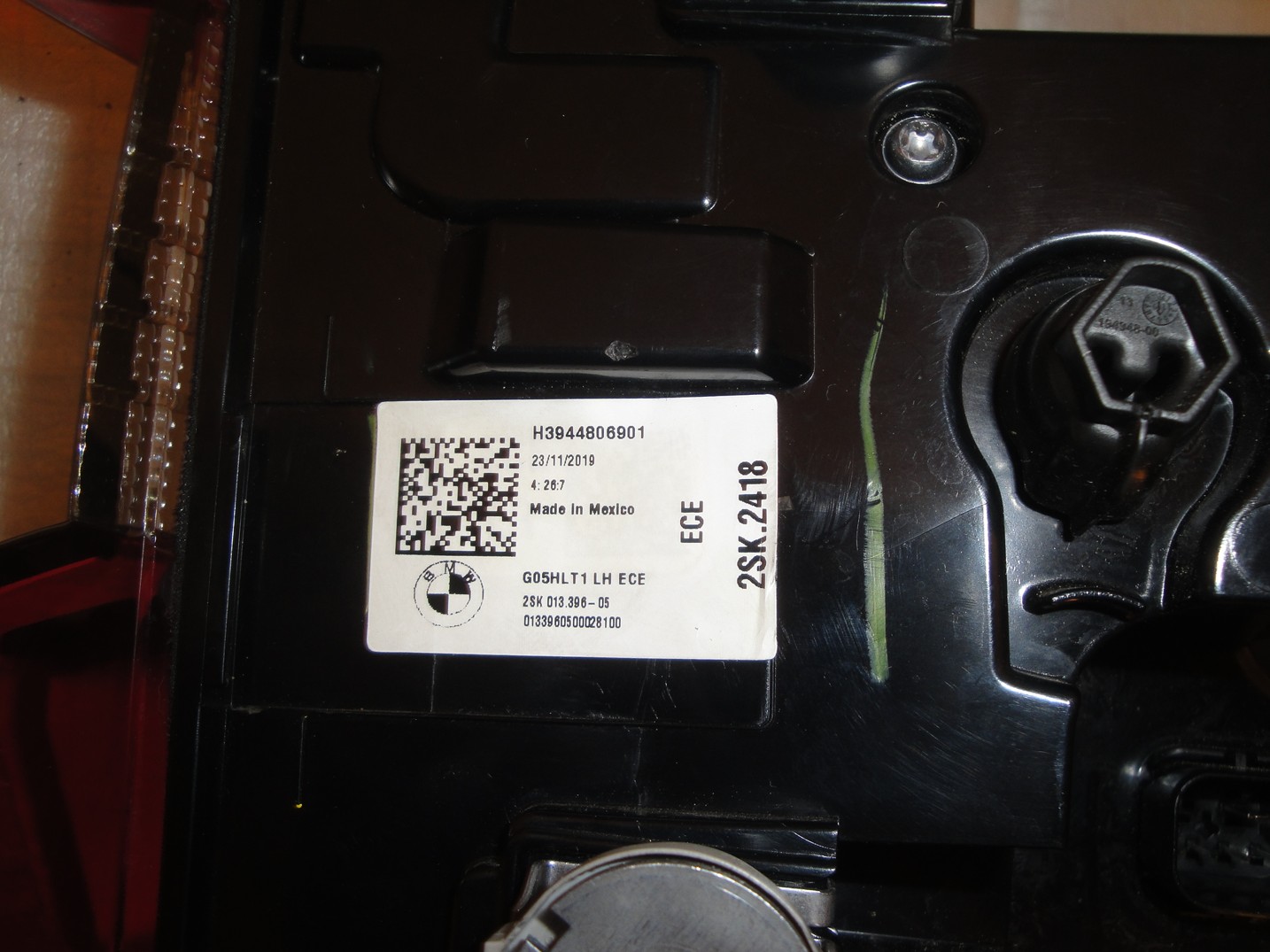 BMW X5 G05 levá zadní lampa | vrakoviště BMW OPEL Praha