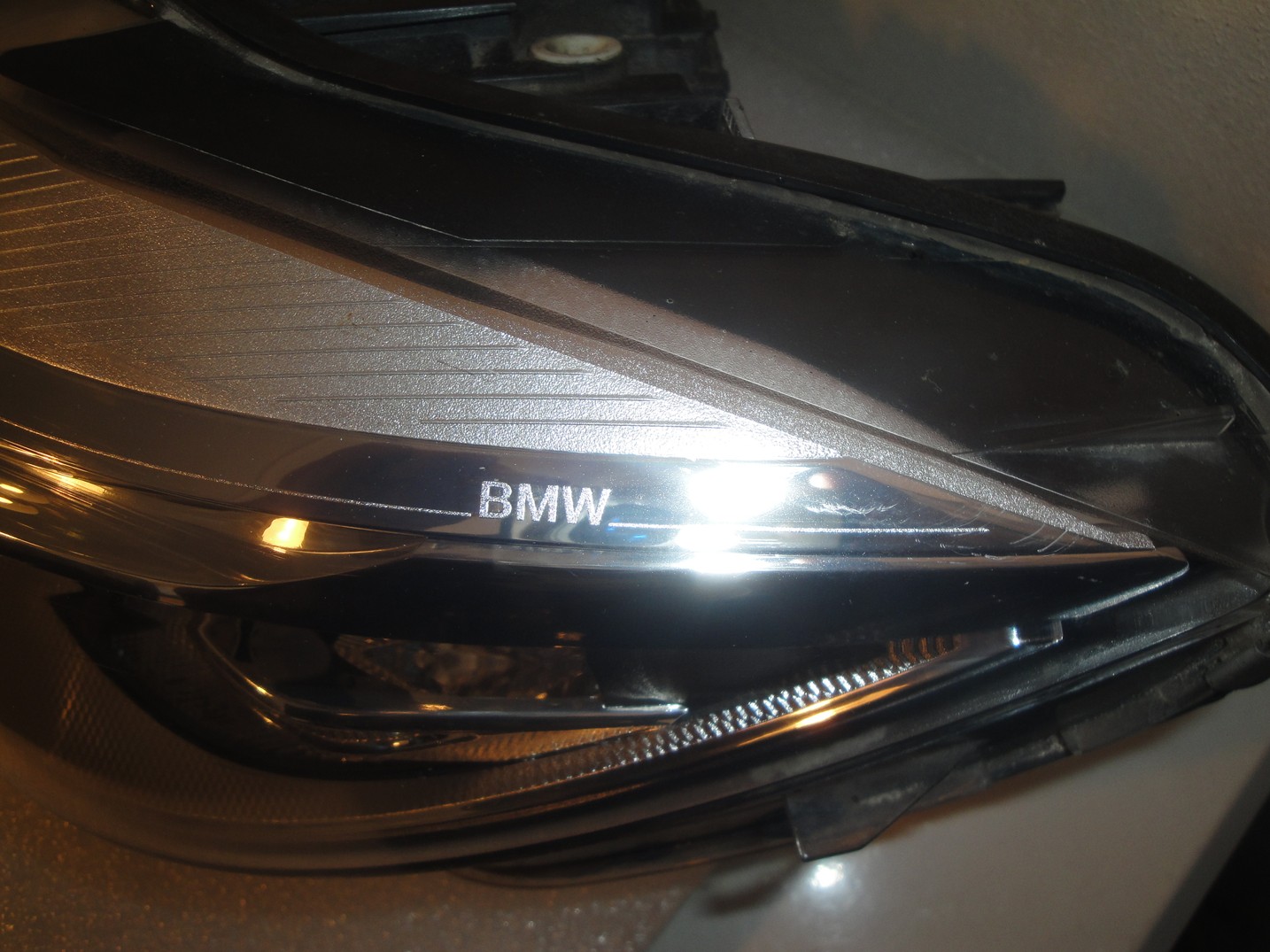 BMW 4 F32 levý bi-xenon | vrakoviště BMW OPEL Praha