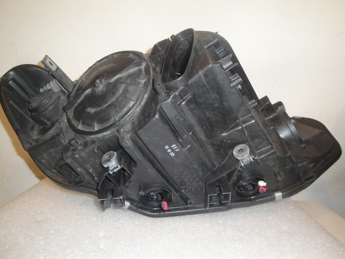 BMW 4 F32 levý bi-xenon | vrakoviště BMW OPEL Praha