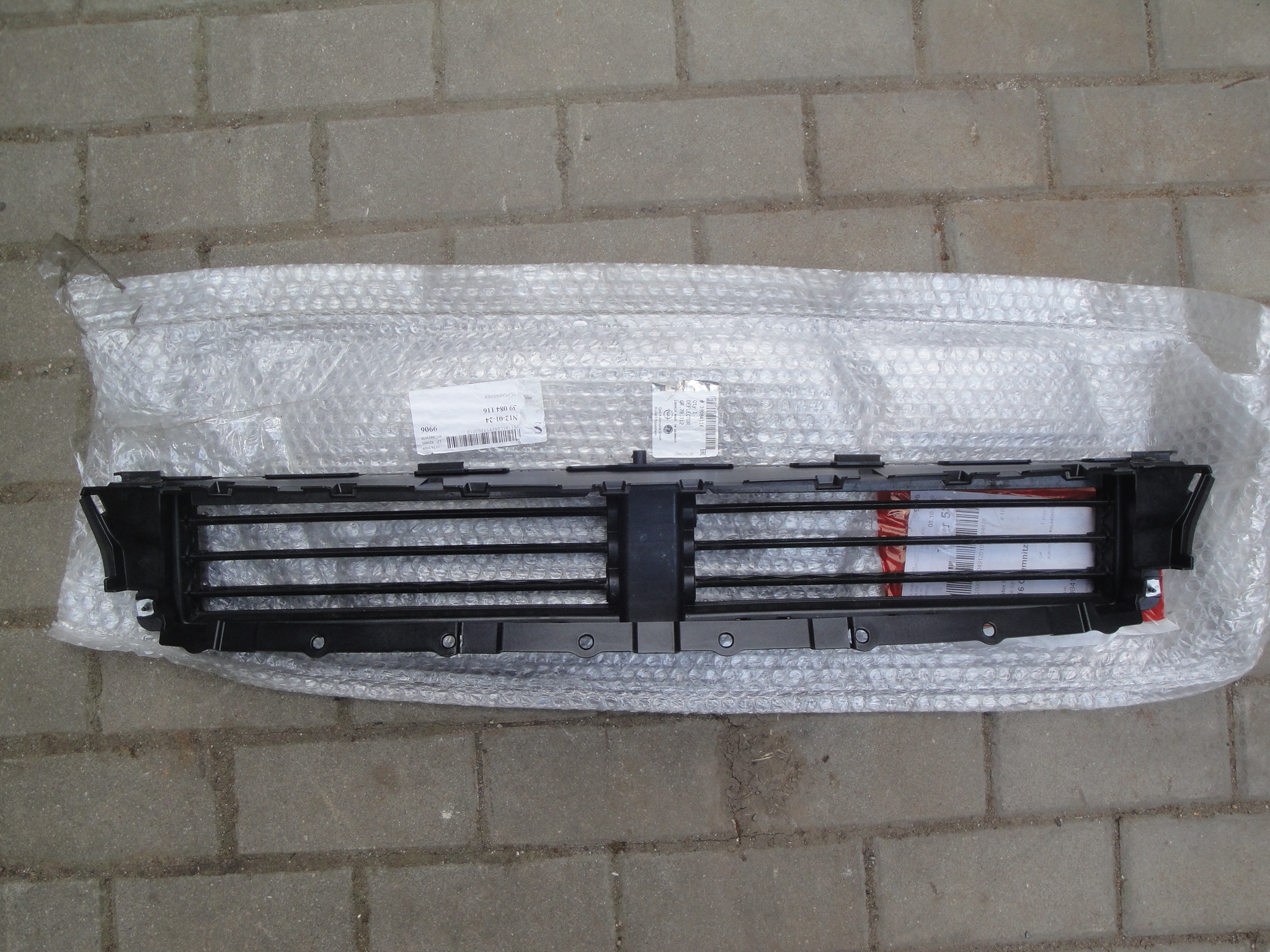 Opel astra K spodní žaluzie | vrakoviště BMW OPEL Praha