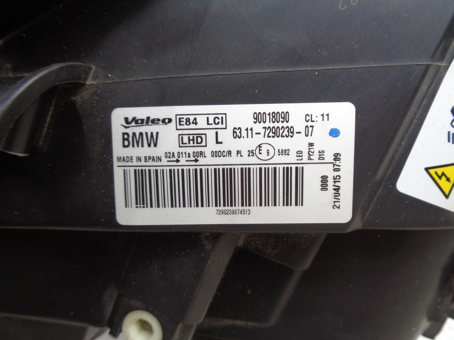 BMW X1 E84 LCI levý xenon | vrakoviště BMW OPEL Praha