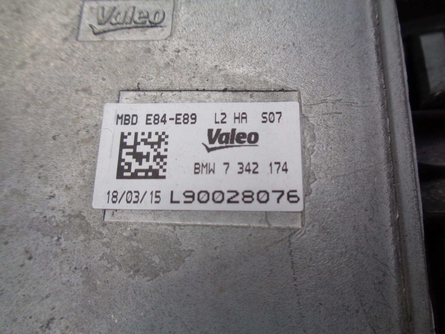 BMW X1 E84 LCI levý xenon | vrakoviště BMW OPEL Praha