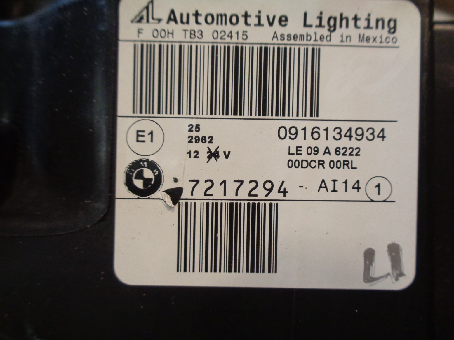 BMW X3 F25 bixenon pravý | vrakoviště BMW OPEL Praha