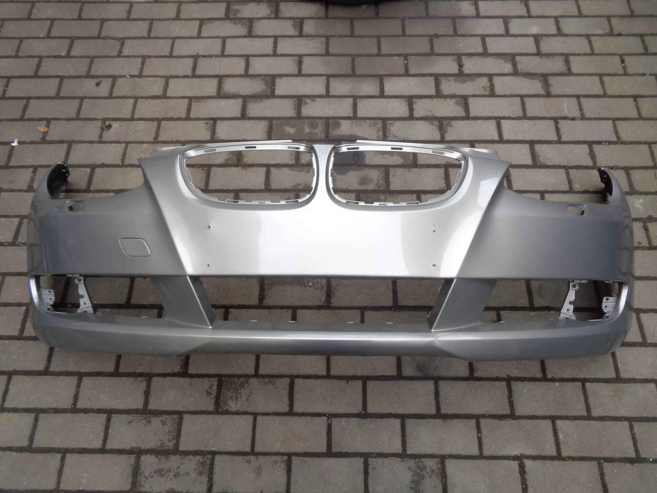 BMW 3 coupé E92 nárazník přední | vrakoviště BMW OPEL Praha