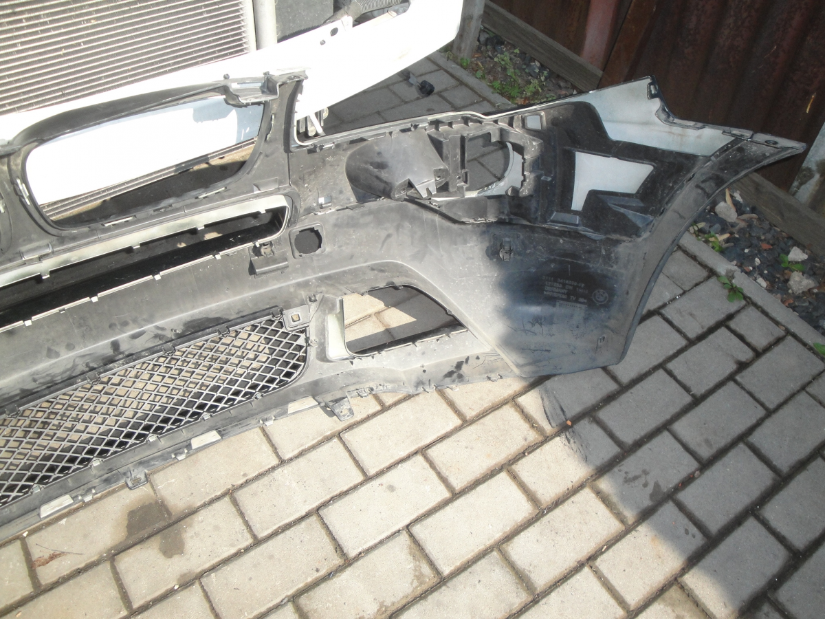 BMW X3 E83N nárazník přední | vrakoviště BMW OPEL Praha