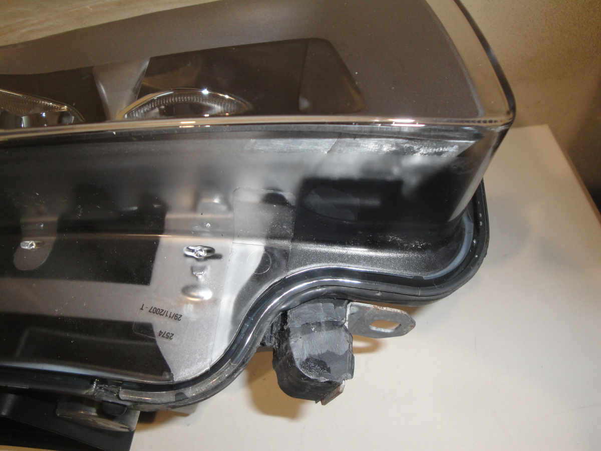 BMW 1 E87LCI pravé světlo | vrakoviště BMW OPEL Praha